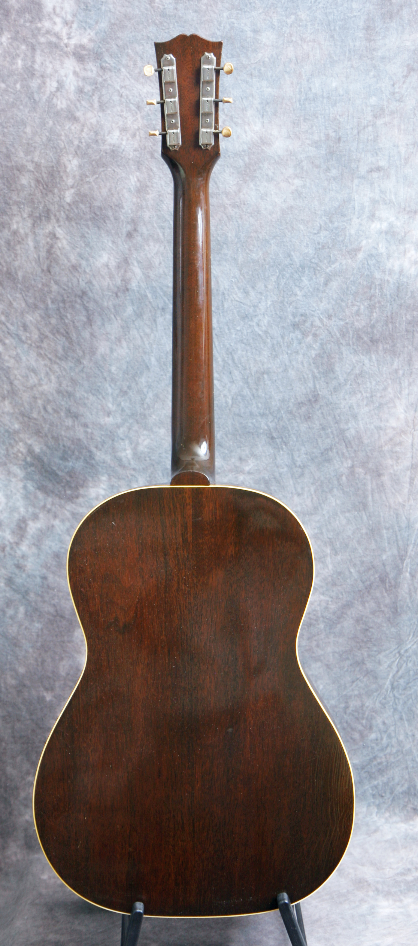 1947-50 Gibson LG1 Guitar