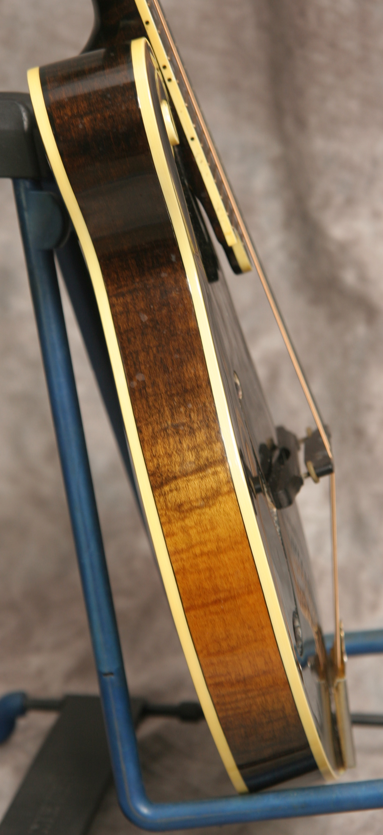 Click for price and to return to the instruments page