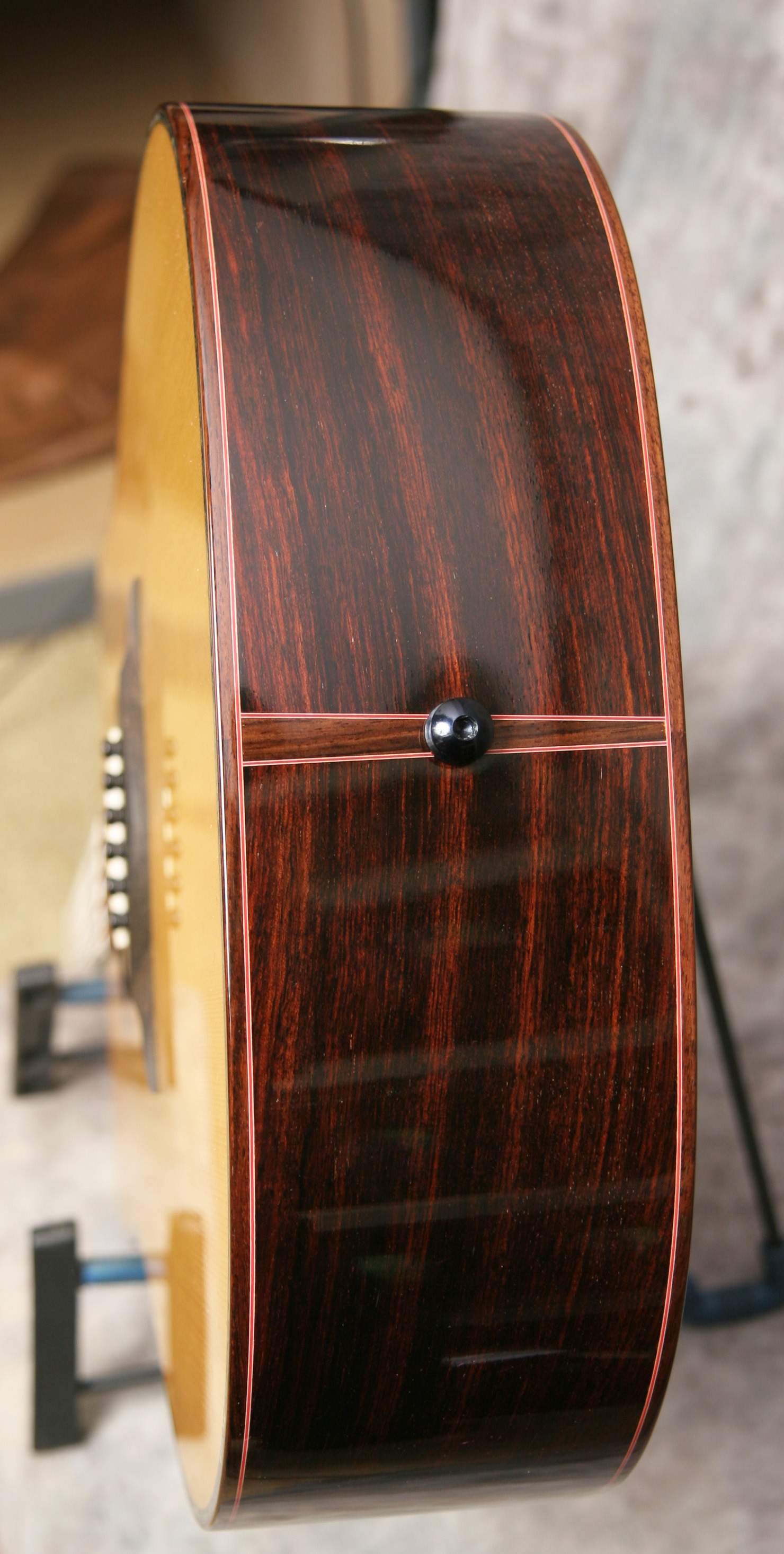 1999 Taylor 910 Guitar